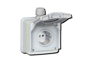 Caricare con la schuko? Spendendo poco si può fare di meglio ...