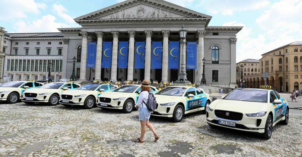 Per Monaco i taxi Jaguar I-Pace - Vaielettrico